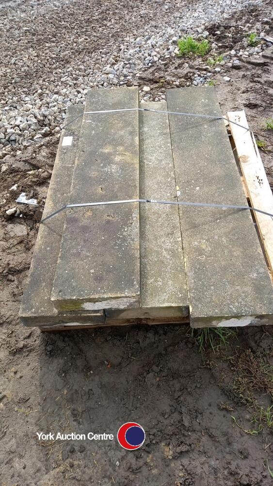 Pallet of 4 Victorian Yorkshire stone garden steps/coping approx 52in ...