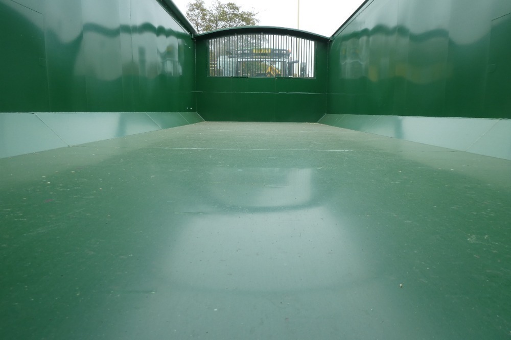 Bailey TB16 tandem axle grain trailer, roll-over sheet, air brakes ...