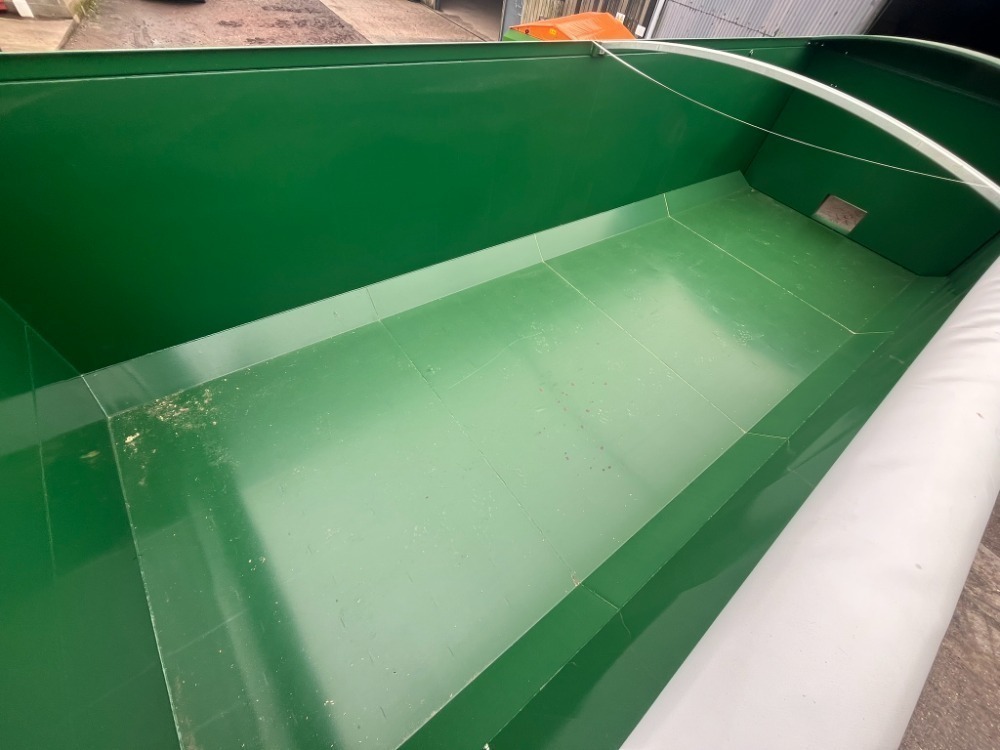 Bailey TB16 tandem axle grain trailer, roll-over sheet, air brakes ...