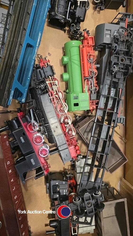 Box of model railway locos and rolling stock | December timed online ...