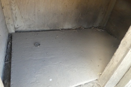 Wooden dog kennel | Stephensons Rural Farm Sale - On instruction from C ...
