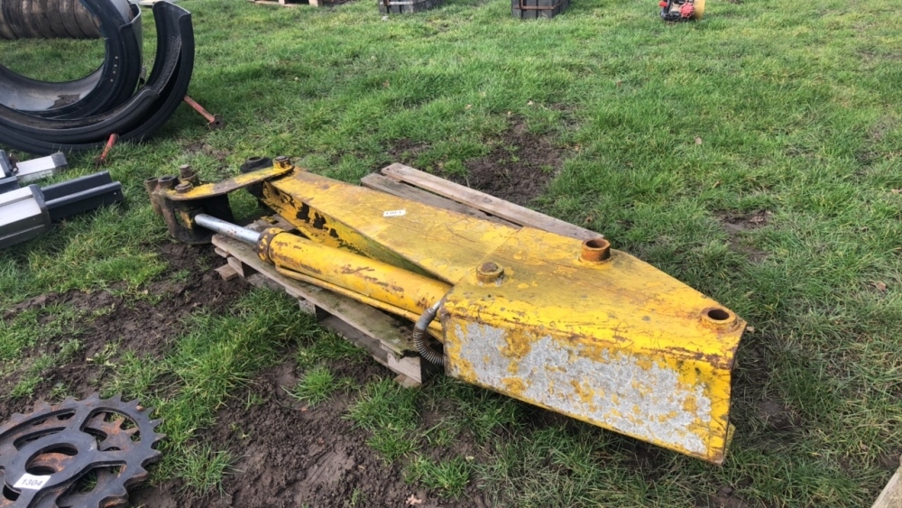 JCB 3C dipper arm with ram | York Machinery Sale (hedgers, buckets ...