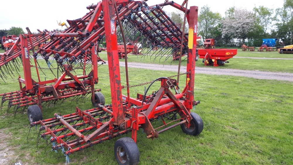 Einbock 6m spring tine grass harrow c/w seeder | York Machinery Sale ...