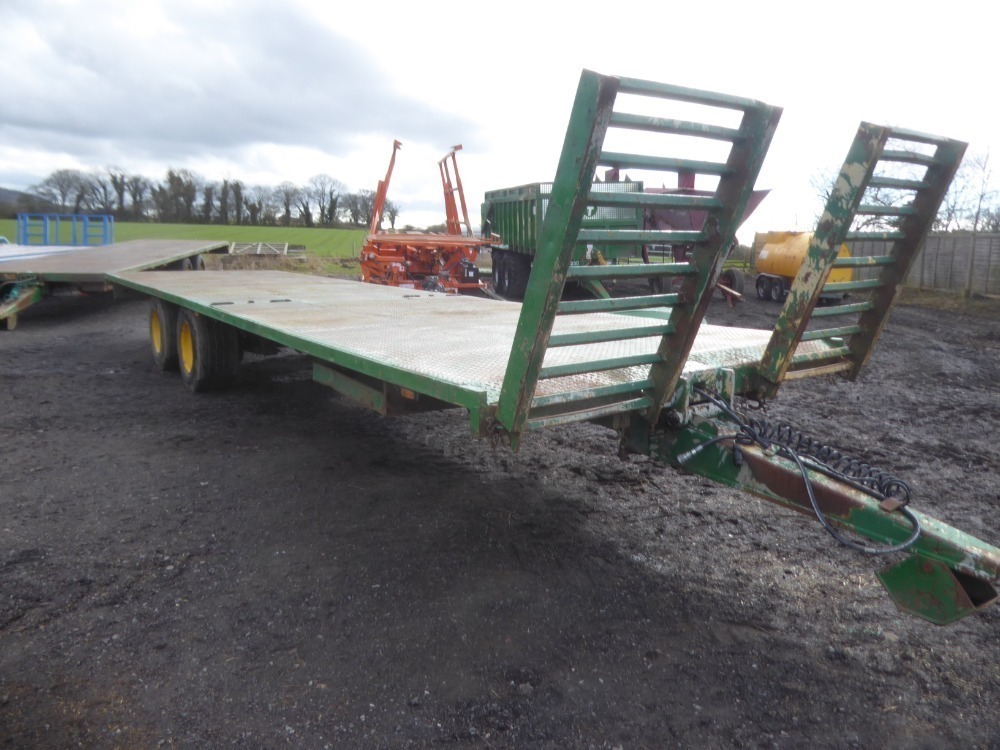 32ft 14T tandem axle bale trailer c/w ramps & hydraulic brakes ...