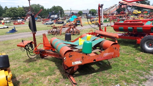 Kverneland UN 7558 bale wrapper, electric controls | York Machinery ...