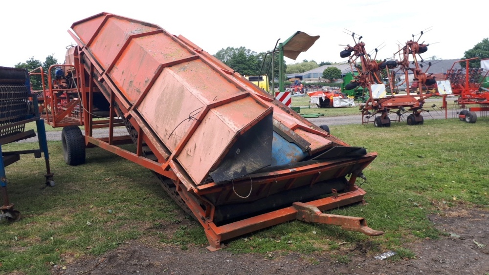 Downs potato grader with picking off table, soil separator | York Machinery Sale (Machinery ...
