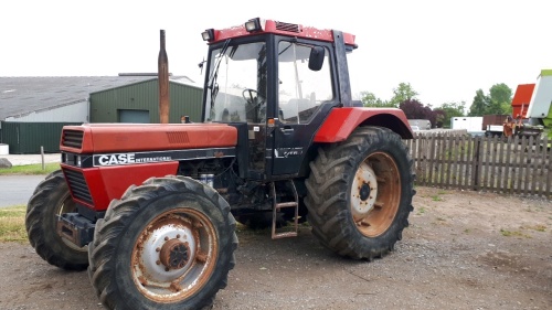 Case 956XL 4wd tractor, 1989 G994 JFL | York Machinery Sale (Machinery ...