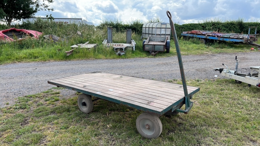 8' Towable trolley/trainer | York Machinery Sale (Machinery, trailers ...