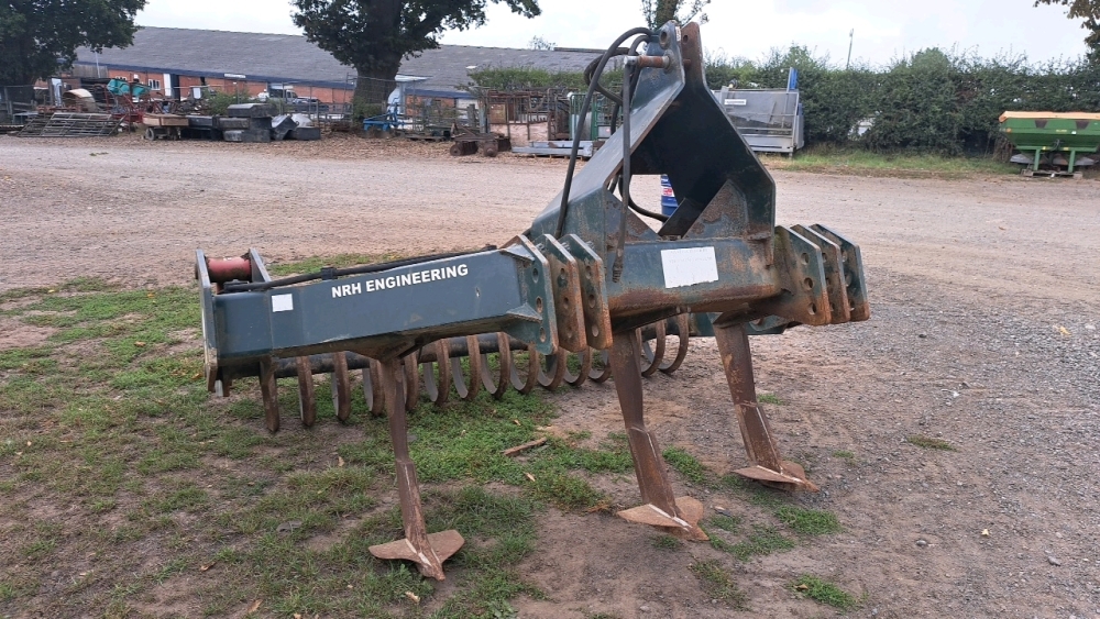 NRH 3 leg subsoiler c/w hydraulic packer | York Machinery Sale ...