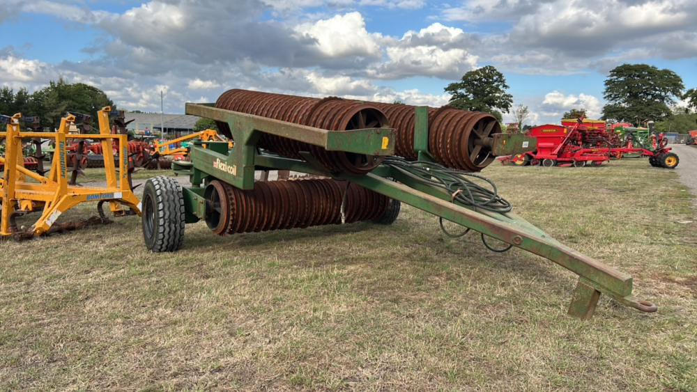 Flexicoil 6.3m rollers with breaker rings | York Machinery Sale ...