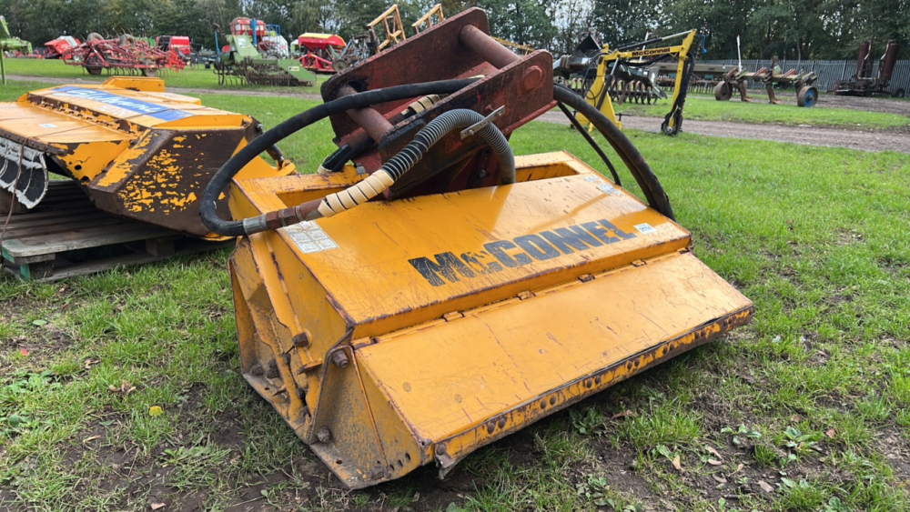 McConnel 1.3m hedge cutter head c/w 65mm digger bracket | York ...