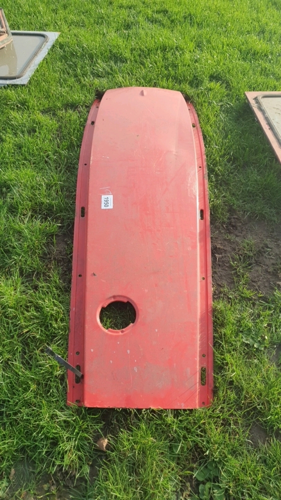 Massey Ferguson top bonnet | York Machinery Sale (hedgers, buckets ...