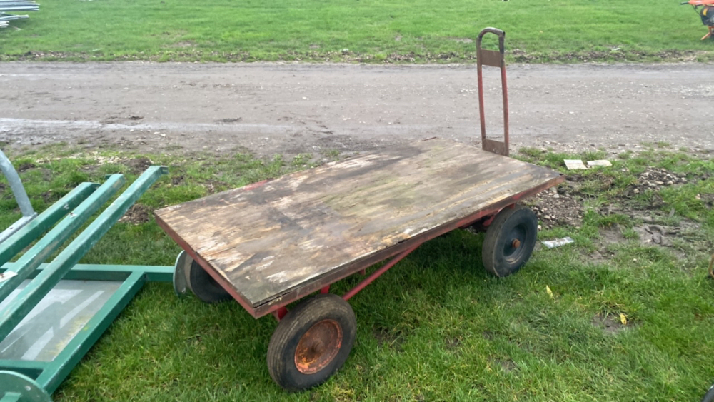 4-wheel barrow | York Machinery Sale (Building materials, small plant ...