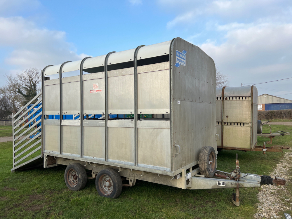 Ifor Williams twin axle 12ft demountable cattle box trailer | York ...