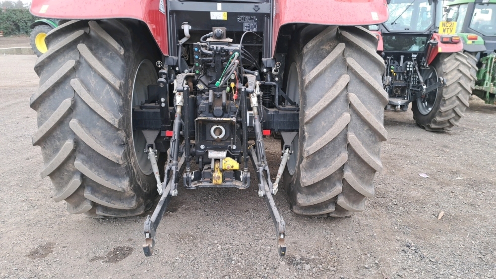 Case Puma 140X 4wd tractor c/w Semi Power Shift, cab suspension, 40km ...