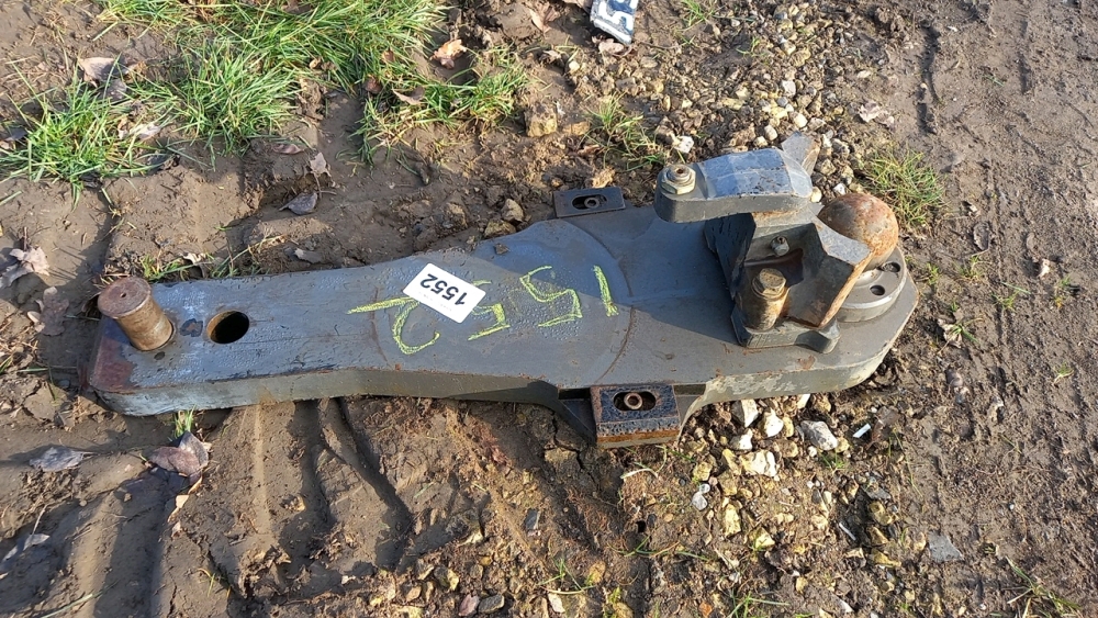 Claas Xerion drawbar with Dromone type hitch | York Machinery Sale ...