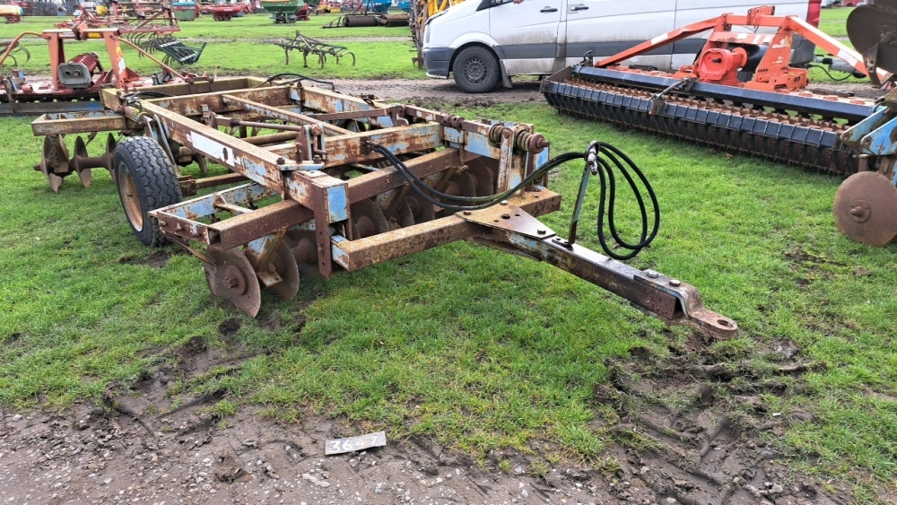 Parmiter trailed discs | York Machinery Sale (Machinery, trailers ...