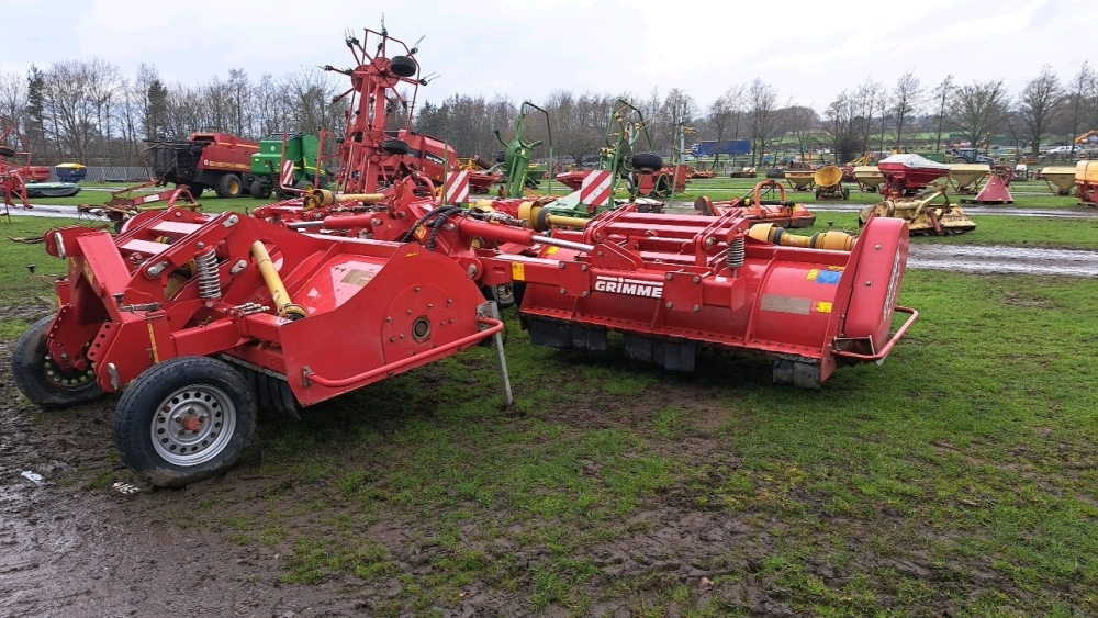 Grimme KS600 Triple haulm topper, 2019 mint condition, with PTO shafts ...