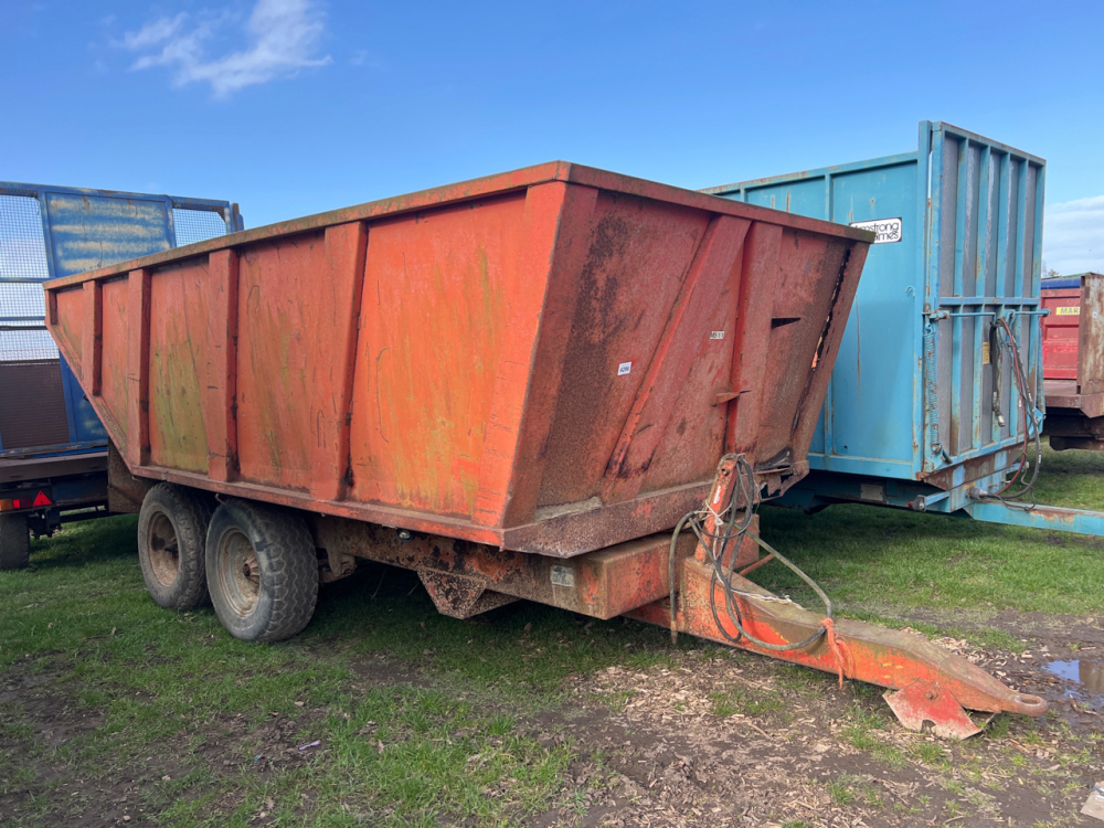 Triffitt dump trailer | York Machinery Sale Unsolds - March - York ...