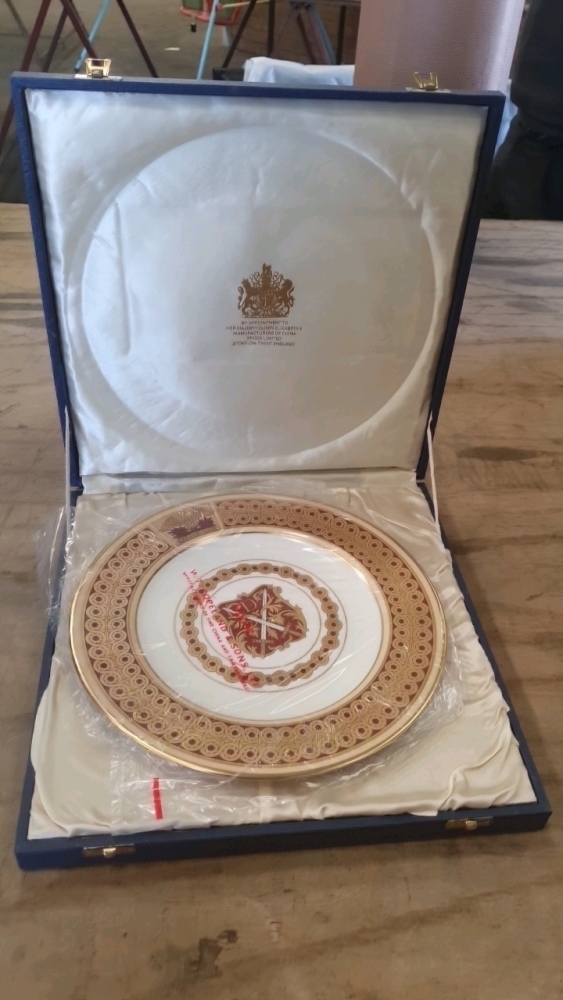 Boxed Spode St Pauls cathedral plate, 250th aniversary death of Sir ...