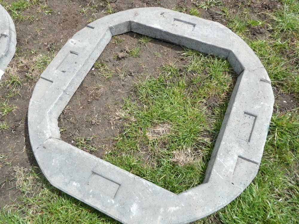 Concrete manhole adjusting unit/seating ring 600mm x 600mm opening ...