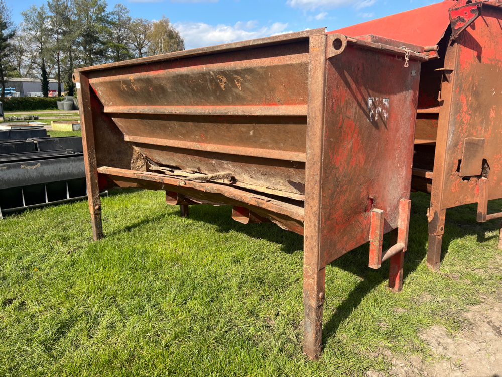 Portequip 8ft beef hopper, 500kg capacity | York Machinery Sale ...
