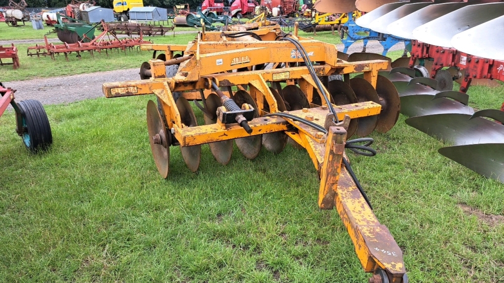 Simba 3B trailed offset discs, hydraulic transport/depth wheels, depth ...