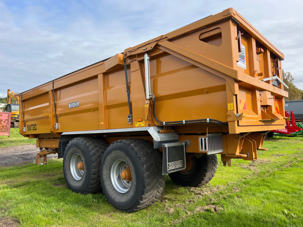 Richard Western SWT20 20T trailer, hydraulic back door, single tipping ...