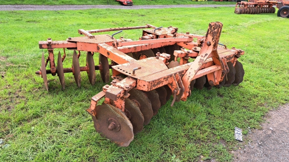 Parmiter mounted disc harrows | York Machinery Sale (Machinery ...