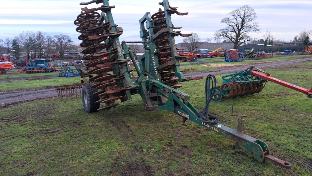 Cousins Packa-Rolla 4m trailed press | York Machinery Sale (Machinery ...