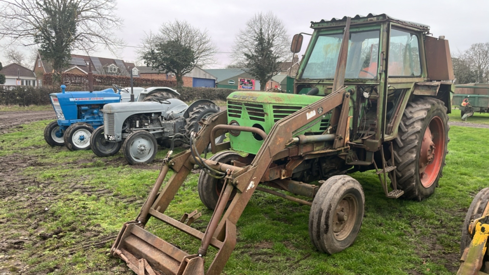 Deutz D 7206 tractor and loader | York Machinery Sale (Machinery ...