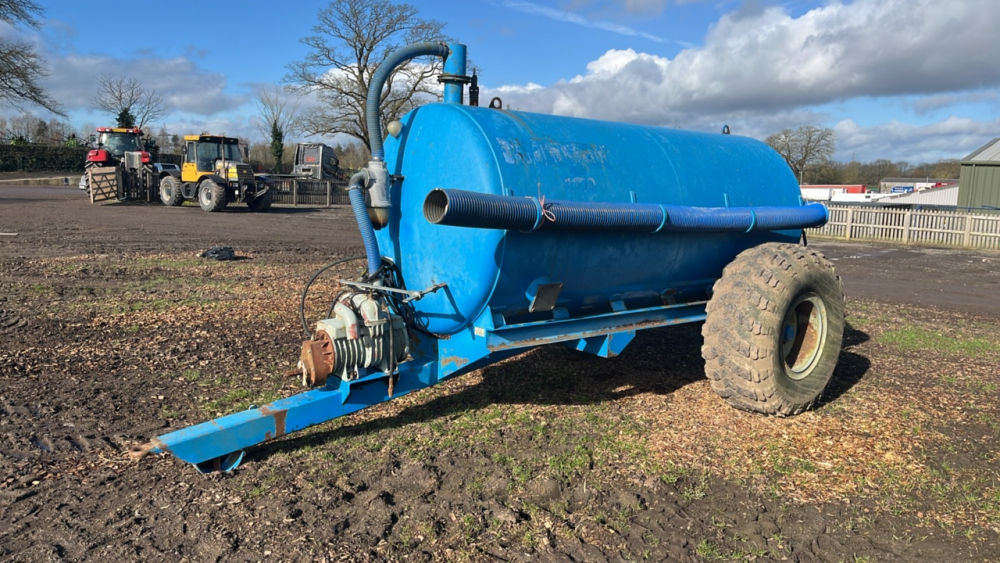 Malgar 1100 gallon slurry tanker | York Machinery Sale (Machinery ...