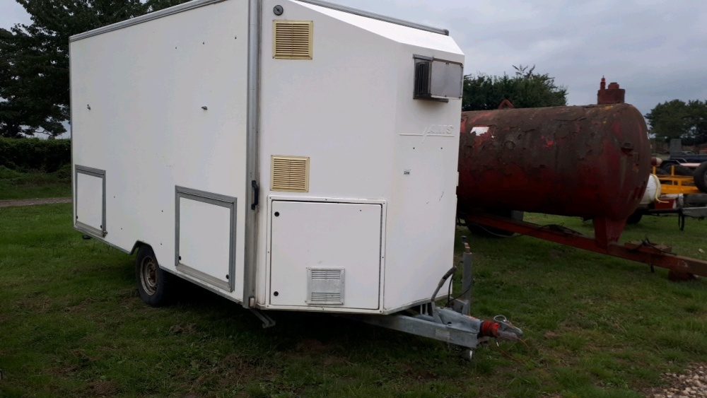 2 person shower block trailer | York Machinery Sale (Tractors, vehicles ...